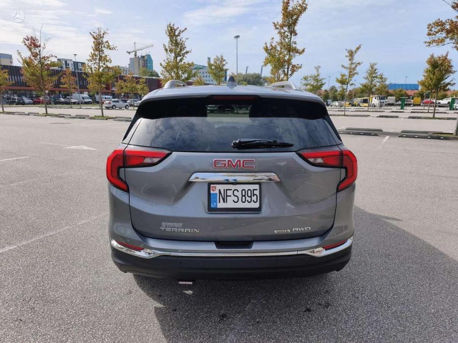 Pelēks GMC Terrain 2019 Klaipėda, ar dzinēja tilpumu 1.60 L un nobraukumu 213 tūkst. km par 14800 €, foto 5 vietnē AUTOMOTO.COM.LV