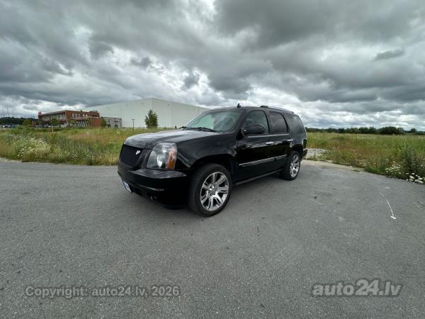 Melns GMC Yukon 2007 Tallina, ar dzinēja tilpumu 6.20 L un nobraukumu 223 tūkst. km par 12900 €, foto 1 vietnē AUTOMOTO.COM.LV