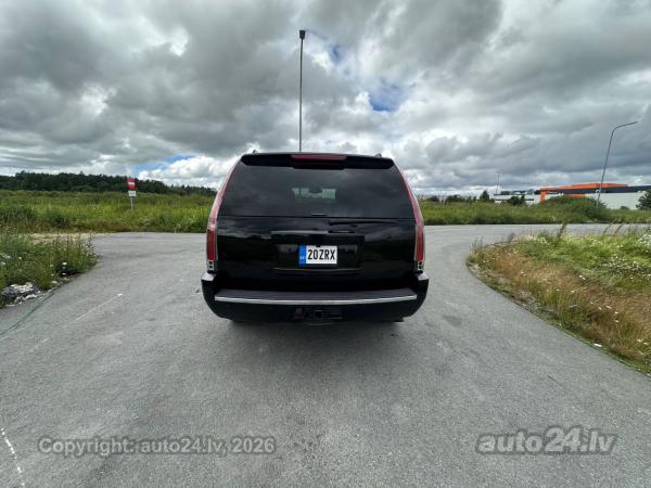 Melns GMC Yukon 2007 Tallina, ar dzinēja tilpumu 6.20 L un nobraukumu 223 tūkst. km par 12900 €, foto 5 vietnē AUTOMOTO.COM.LV