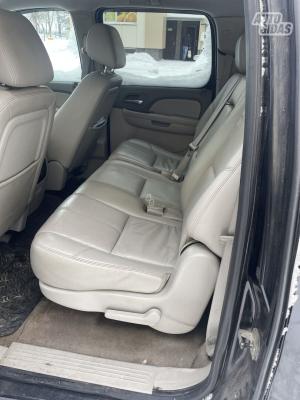 Melns GMC Yukon 2011 Telšiai, ar dzinēja tilpumu 5.30 L un nobraukumu 316 tūkst. km par 12000 €, foto 34 vietnē AUTOMOTO.COM.LV