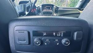 Black GMC Yukon 2016 in Pasvalys, with an engine capacity of 6.16 L and mileage of 290 thousand km for 22500 €, photo 12 on AUTOMOTO.COM.LV