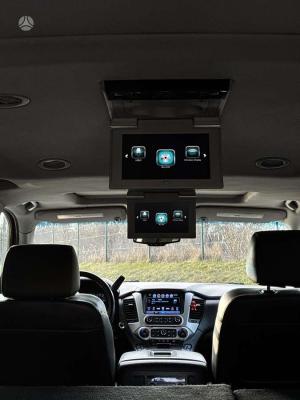 Black GMC Yukon 2017 in Vilnius, with an engine capacity of 5.30 L and mileage of 265 thousand km for 19900 €, photo 16 on AUTOMOTO.COM.LV