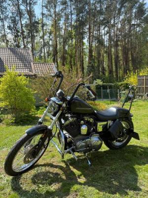 Black Harley-Davidson 883 2001 in Kaunas, with an engine capacity of 0.80 L and mileage of 15 thousand km for 4650 €, photo 1 on AUTOMOTO.COM.LV