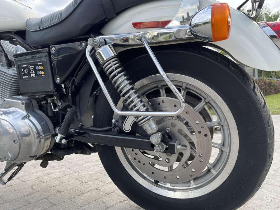 Harley-Davidson 883 2000 Klaipėda, ar dzinēja tilpumu 0.88 L un nobraukumu 20 tūkst. km par 3950 €, foto 12 vietnē AUTOMOTO.COM.LV