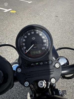 Harley-Davidson 883 2020 in Vilnius, with an engine capacity of 0.88 L and mileage of 14 thousand km for 6100 €, photo 10 on AUTOMOTO.COM.LV