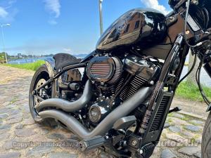 Melns Harley-Davidson Breakout 2018 Rīga, ar dzinēja tilpumu 1.92 L un nobraukumu 9 tūkst. km par 23500 €, foto 7 vietnē AUTOMOTO.COM.LV