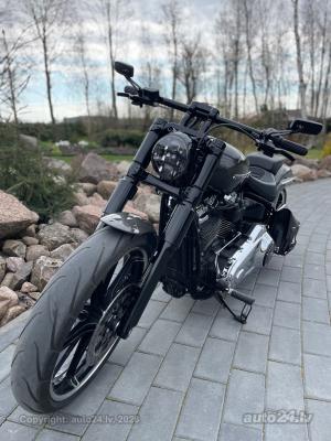 Grey Harley-Davidson Breakout 2019 in Tartu, with an engine capacity of 1.87 L and mileage of 11 thousand km for 23499 €, photo 11 on AUTOMOTO.COM.LV