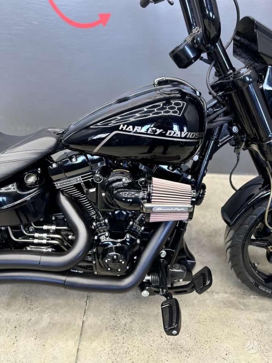Harley-Davidson Breakout 2017 Kauņa, ar dzinēja tilpumu 1.80 L un nobraukumu 9 tūkst. km par 18500 €, foto 5 vietnē AUTOMOTO.COM.LV