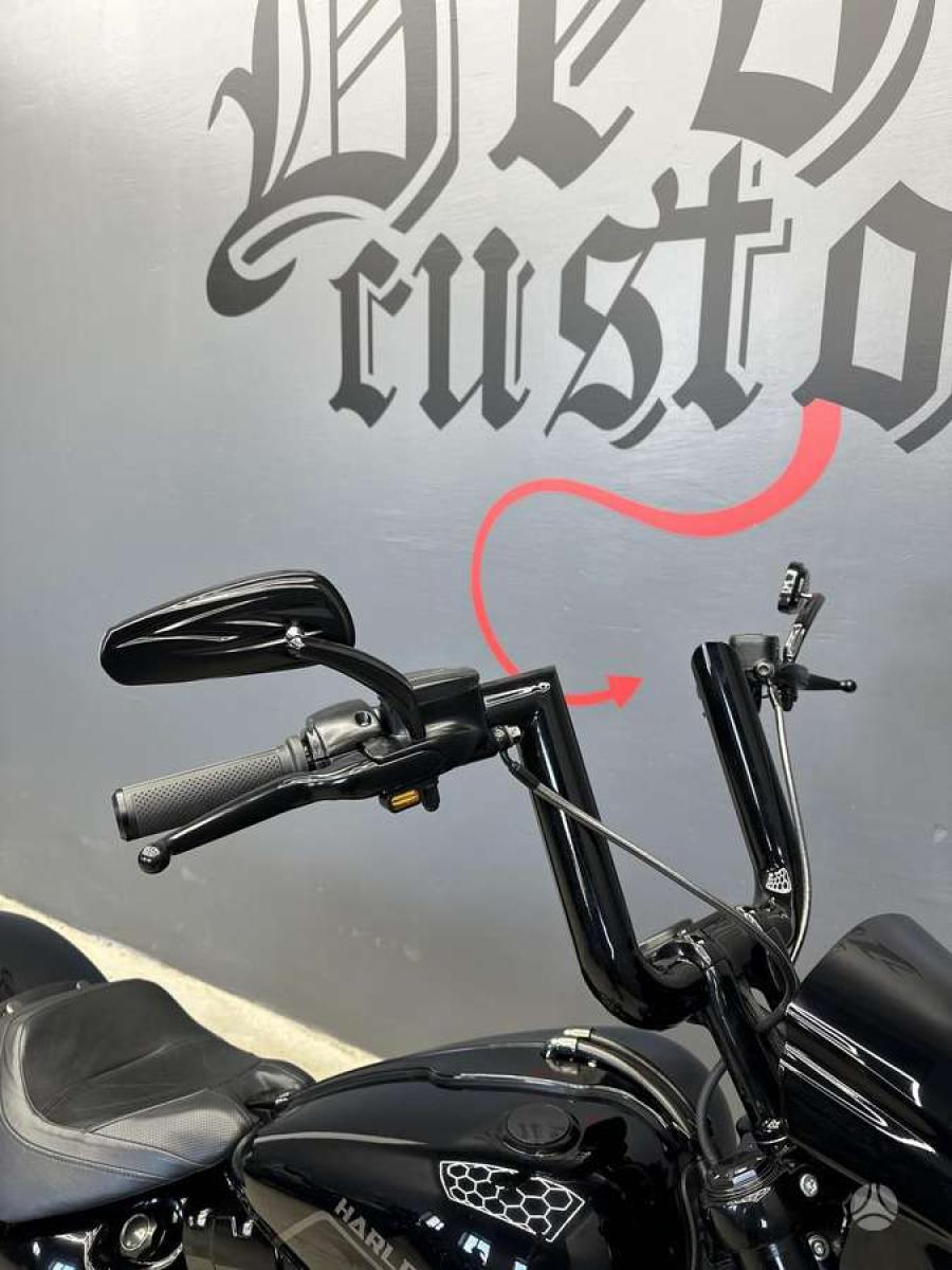 Harley-Davidson Breakout 2017 Kauņa, ar dzinēja tilpumu 1.80 L un nobraukumu 9 tūkst. km par 18500 €, foto 10 vietnē AUTOMOTO.COM.LV