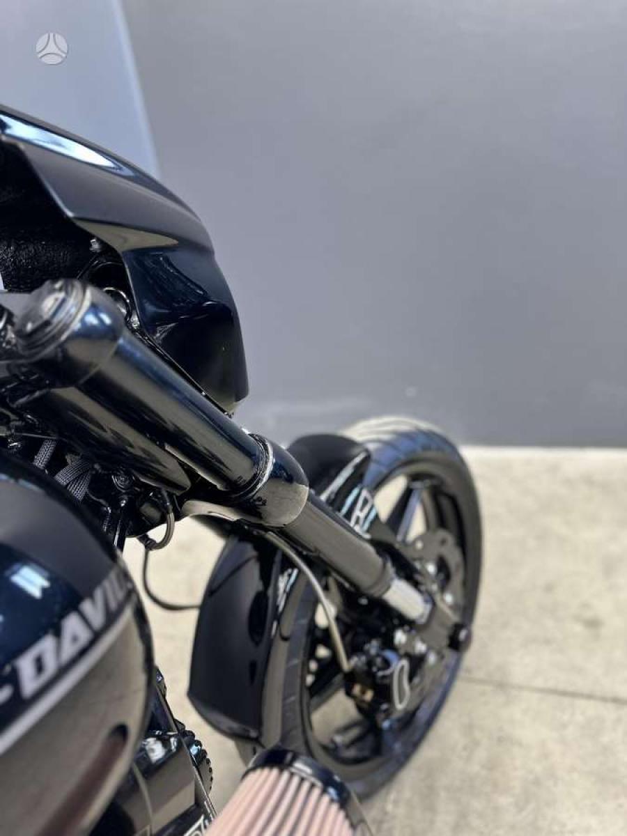 Harley-Davidson Breakout 2017 Kauņa, ar dzinēja tilpumu 1.80 L un nobraukumu 9 tūkst. km par 18500 €, foto 15 vietnē AUTOMOTO.COM.LV
