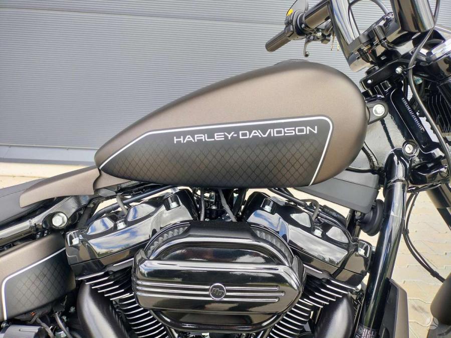 Harley-Davidson Breakout 2018 in Siauliai, with an engine capacity of 17.50 L and mileage of 13 thousand km for 17600 €, photo 11 on AUTOMOTO.COM.LV