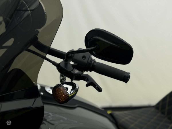 Melns Harley-Davidson Dyna Street Bob 2004 Viļņa, ar dzinēja tilpumu 1.45 L un nobraukumu 48 tūkst. km par 8900 €, foto 10 vietnē AUTOMOTO.COM.LV