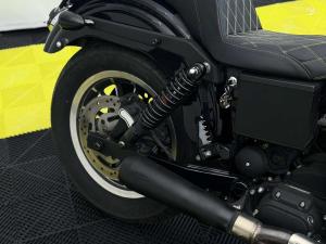 Black Harley-Davidson Dyna Street Bob 2004 in Vilnius, with an engine capacity of 1.45 L and mileage of 48 thousand km for 8900 €, photo 13 on AUTOMOTO.COM.LV