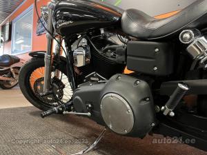 Melns Harley-Davidson Dyna Street Bob 2011 Tartu, ar dzinēja tilpumu 1.59 L un nobraukumu 17 tūkst. km par 9500 €, foto 3 vietnē AUTOMOTO.COM.LV