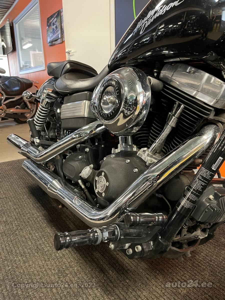 Melns Harley-Davidson Dyna Street Bob 2011 Tartu, ar dzinēja tilpumu 1.59 L un nobraukumu 17 tūkst. km par 9500 €, foto 8 vietnē AUTOMOTO.COM.LV