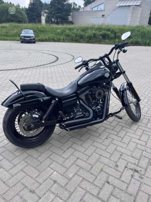 Black Harley-Davidson Dyna Street Bob 2012 in Vilnius, with an engine capacity of 1.69 L and mileage of 19 thousand km for 9500 €, photo  on AUTOMOTO.COM.LV