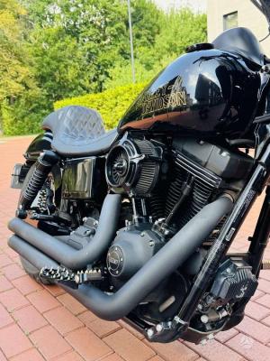 Melns Harley-Davidson Dyna Street Bob 2016 Viļņa, ar dzinēja tilpumu 1.69 L un nobraukumu 47 tūkst. km par 8950 €, foto 3 vietnē AUTOMOTO.COM.LV