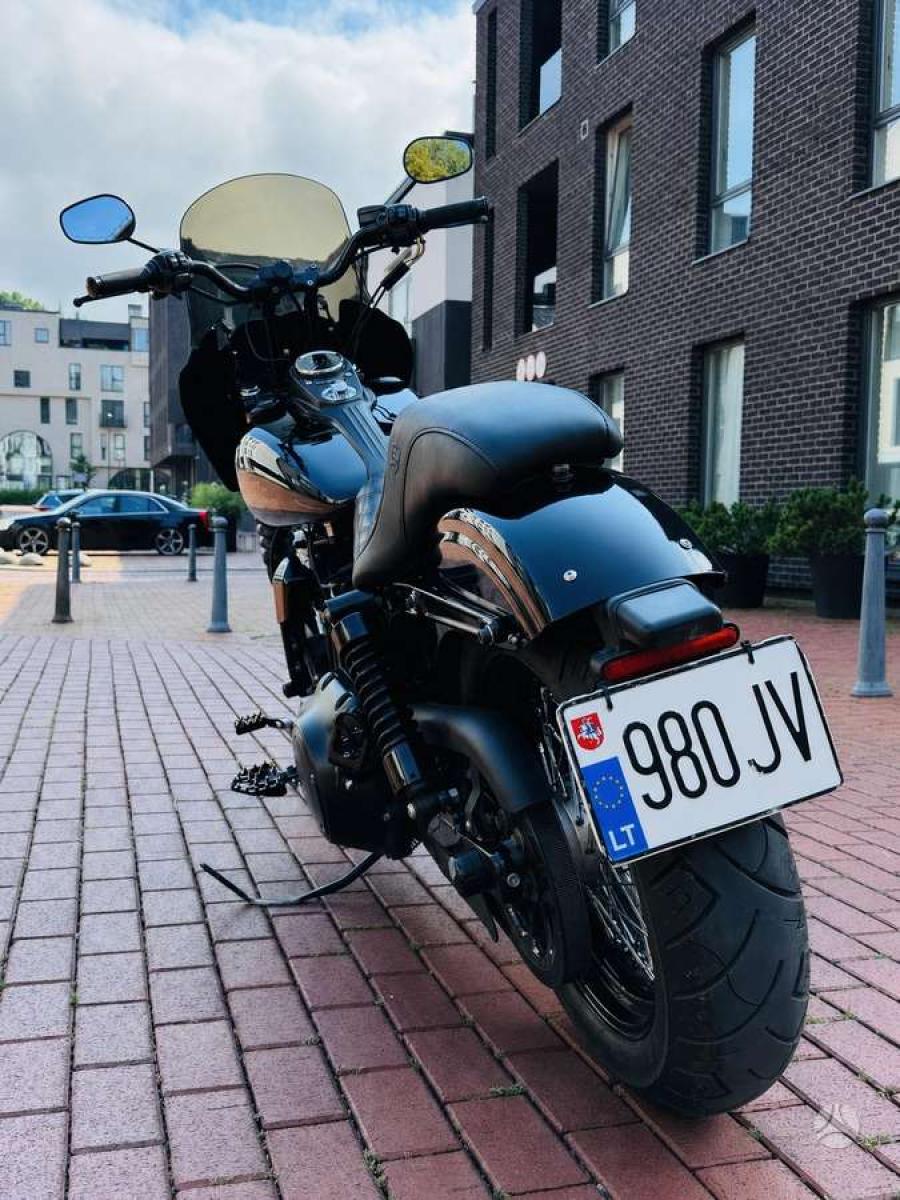 Melns Harley-Davidson Dyna Street Bob 2016 Viļņa, ar dzinēja tilpumu 1.69 L un nobraukumu 47 tūkst. km par 8950 €, foto 7 vietnē AUTOMOTO.COM.LV