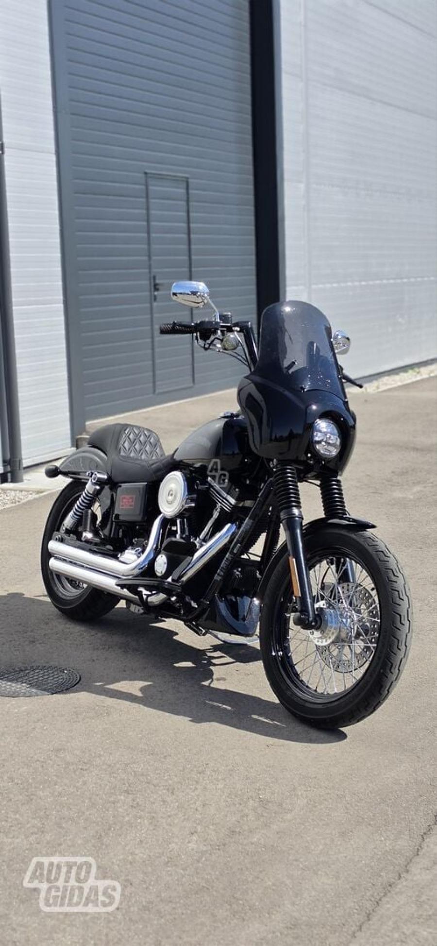 Black Harley-Davidson Dyna Street Bob 2017 in Klaipeda, with an engine capacity of 1.70 L and mileage of 20 thousand km for 8400 €, photo 1 on AUTOMOTO.COM.LV