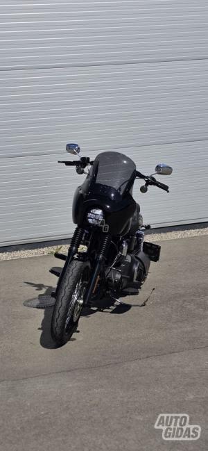 Melns Harley-Davidson Dyna Street Bob 2017 Klaipėda, ar dzinēja tilpumu 1.70 L un nobraukumu 20 tūkst. km par 7200 €, foto 5 vietnē AUTOMOTO.COM.LV