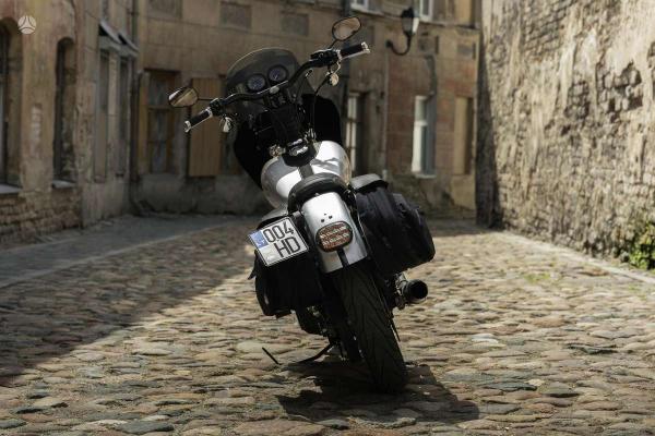 Grey Harley-Davidson Dyna Street Bob 1999 in Vilnius, with an engine capacity of 1.45 L and mileage of 22 thousand km for 5650 €, photo 2 on AUTOMOTO.COM.LV