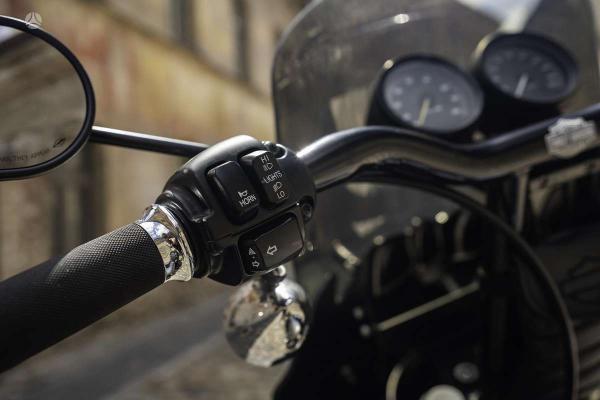 Серый Харли-Девидсон Dyna Street Bob 1999 в Вильнюс, объемом двигателя 1.45 л и пробегом 22 тыс. км за 5650 €, фото 6 на AUTOMOTO.COM.LV