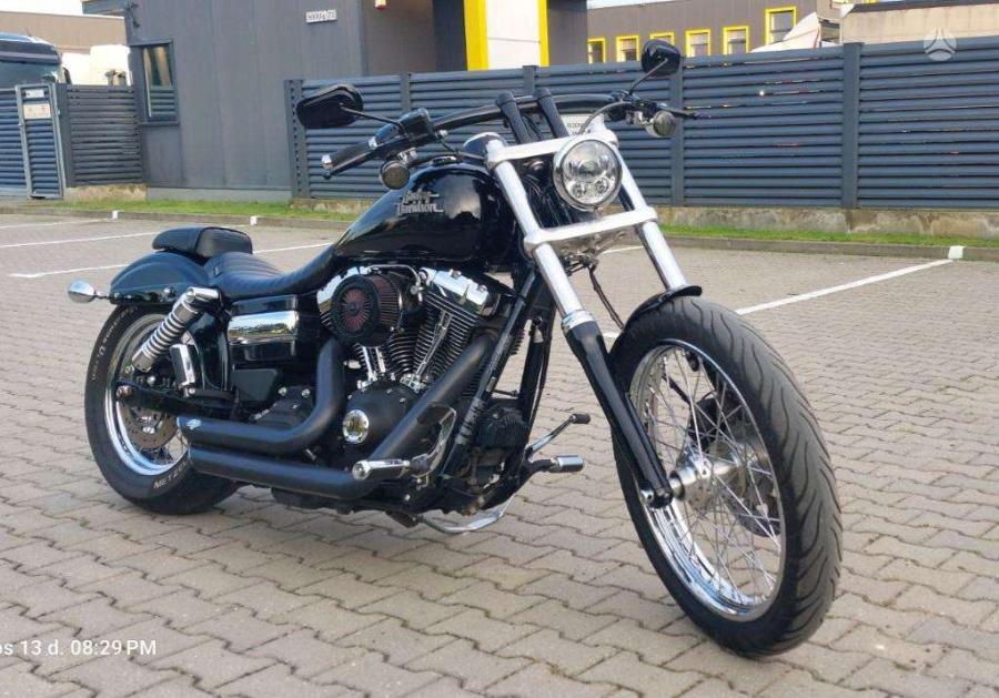 Pelēks Harley-Davidson Dyna Street Bob 2016 Viļņa, ar dzinēja tilpumu 1.69 L un nobraukumu 37 tūkst. km par 8500 €, foto 9 vietnē AUTOMOTO.COM.LV