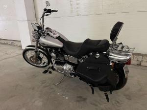 Harley-Davidson Dyna Street Bob 2003 Šauļi, ar dzinēja tilpumu 1.45 L un nobraukumu 56 tūkst. km par 5112 €, foto  vietnē AUTOMOTO.COM.LV