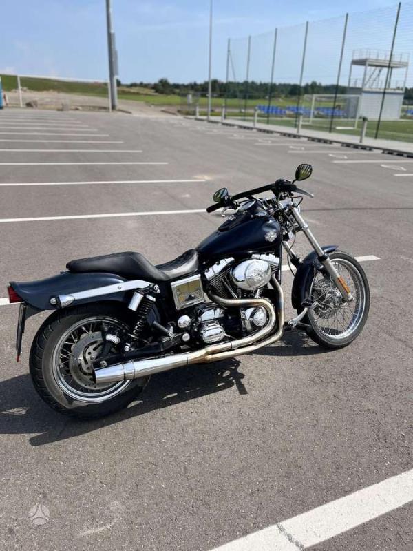 Harley-Davidson Dyna Street Bob 2005 in Vilnius, with an engine capacity of 1.45 L and mileage of 67 thousand km for 5100 €, photo 6 on AUTOMOTO.COM.LV
