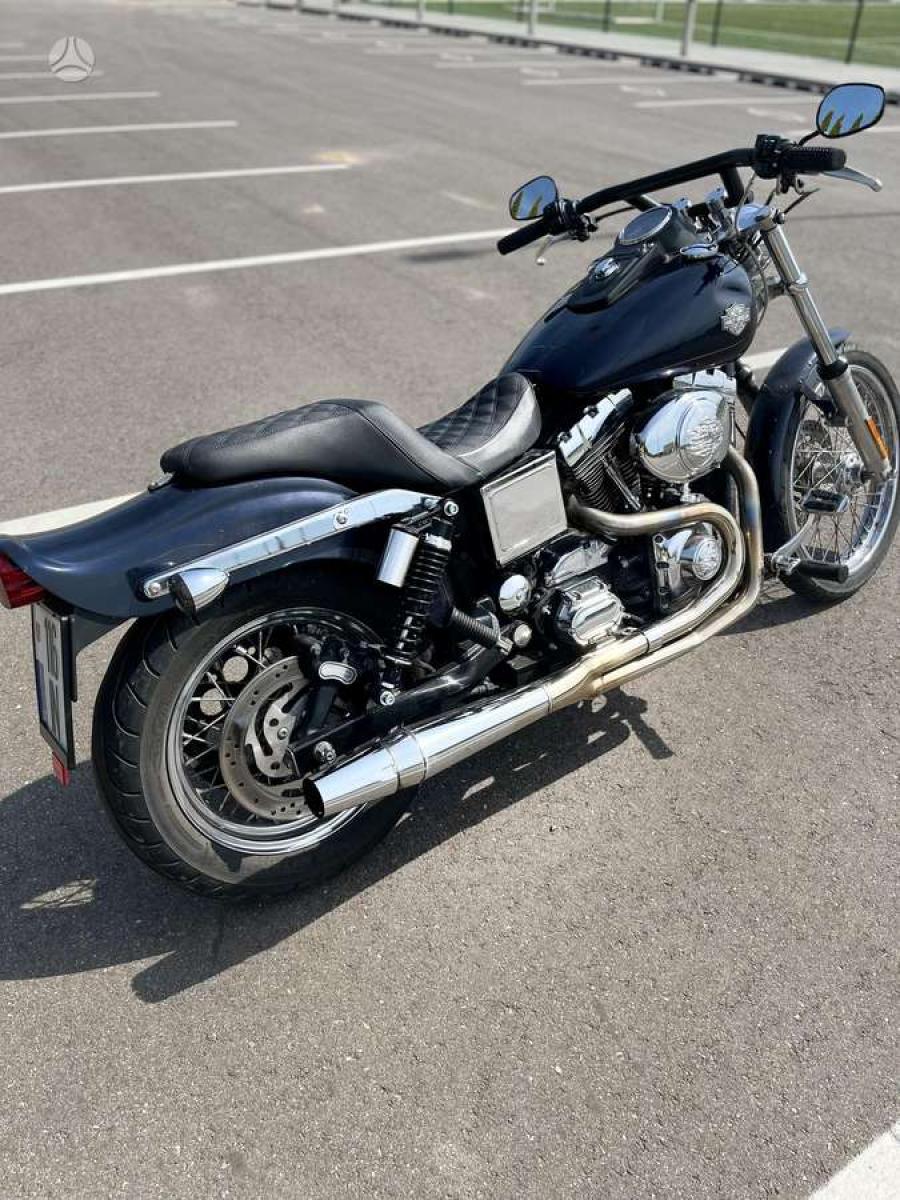 Harley-Davidson Dyna Street Bob 2005 in Vilnius, with an engine capacity of 1.45 L and mileage of 67 thousand km for 5100 €, photo 8 on AUTOMOTO.COM.LV