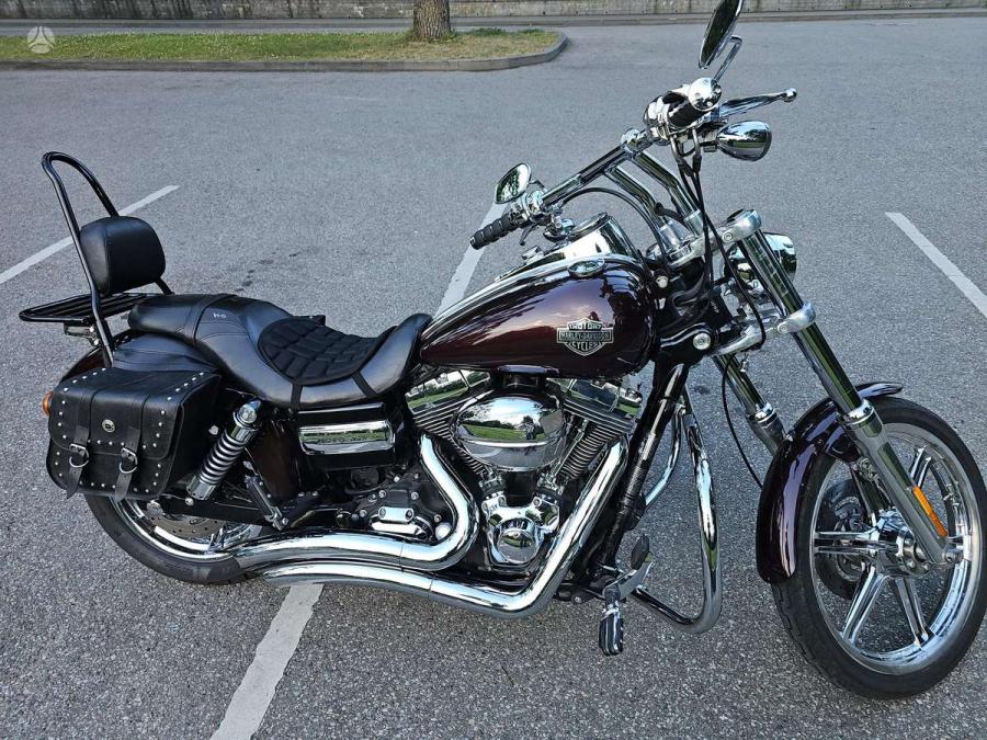Харли-Девидсон Dyna Street Bob 2010 в Аникщяй, объемом двигателя 1.60 л и пробегом 24 тыс. км за 7500 €, фото 1 на AUTOMOTO.COM.LV