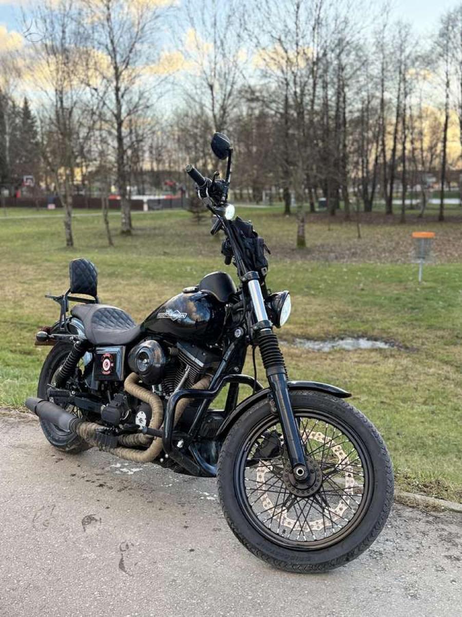 Harley-Davidson Dyna Street Bob 2014 in Klaipeda, with an engine capacity of 1.70 L and mileage of 50 thousand km for 5900 €, photo 3 on AUTOMOTO.COM.LV