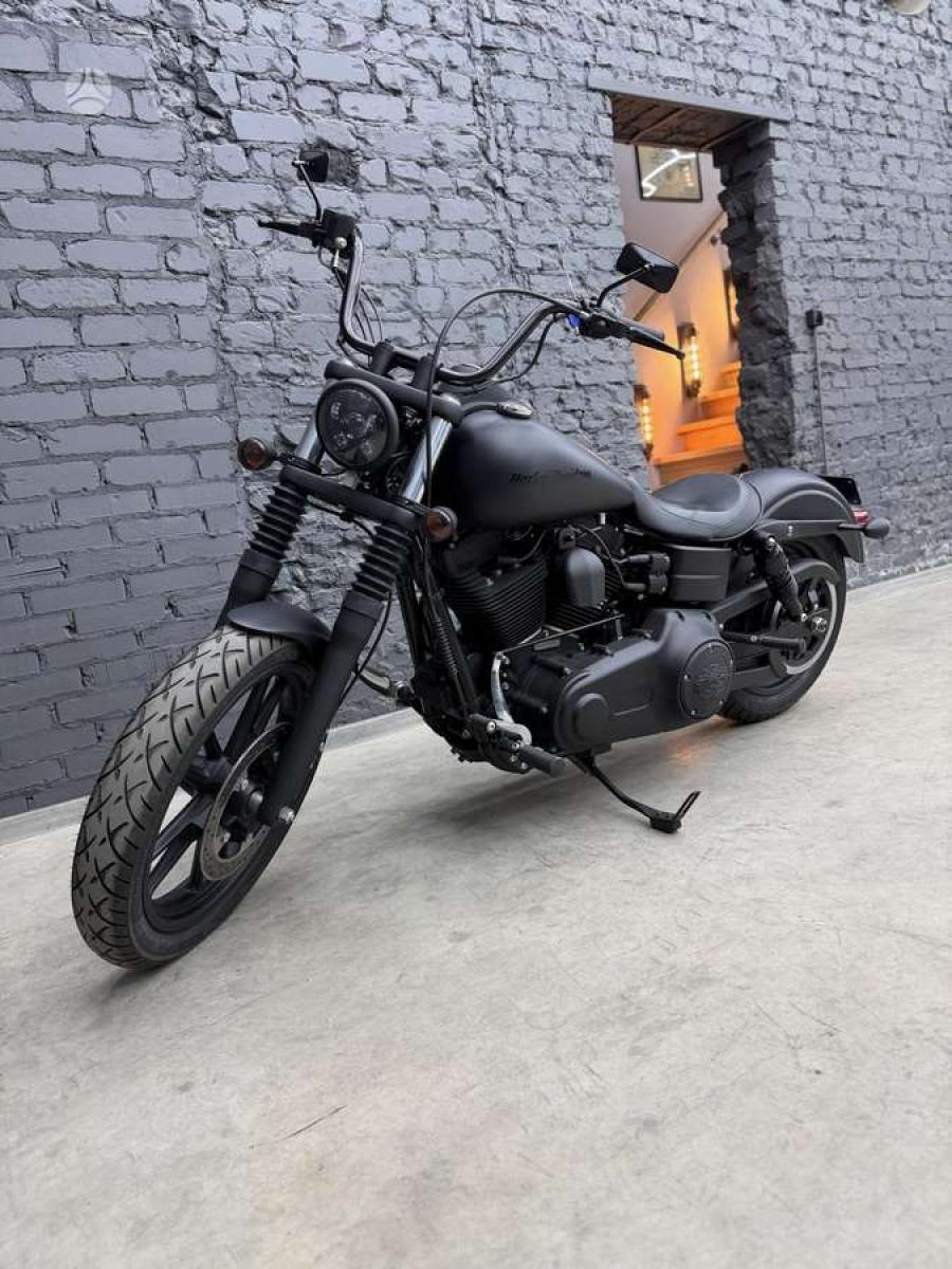 Harley-Davidson Dyna Street Bob 2014 Šauļi, ar dzinēja tilpumu 1.69 L un nobraukumu 20 tūkst. km par 8500 €, foto 3 vietnē AUTOMOTO.COM.LV