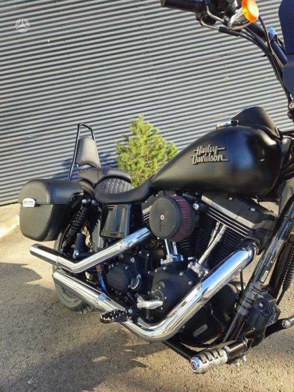 Харли-Девидсон Dyna Street Bob 2014 в Расейняй, объемом двигателя 1.70 л и пробегом 33 тыс. км за 7700 €, фото 1 на AUTOMOTO.COM.LV