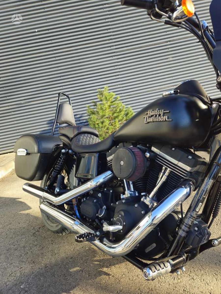 Харли-Девидсон Dyna Street Bob 2014 в Расейняй, объемом двигателя 1.70 л и пробегом 33 тыс. км за 7700 €, фото 1 на AUTOMOTO.COM.LV
