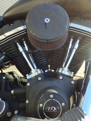 Харли-Девидсон Dyna Street Bob 2014 в Расейняй, объемом двигателя 1.70 л и пробегом 33 тыс. км за 7700 €, фото 6 на AUTOMOTO.COM.LV