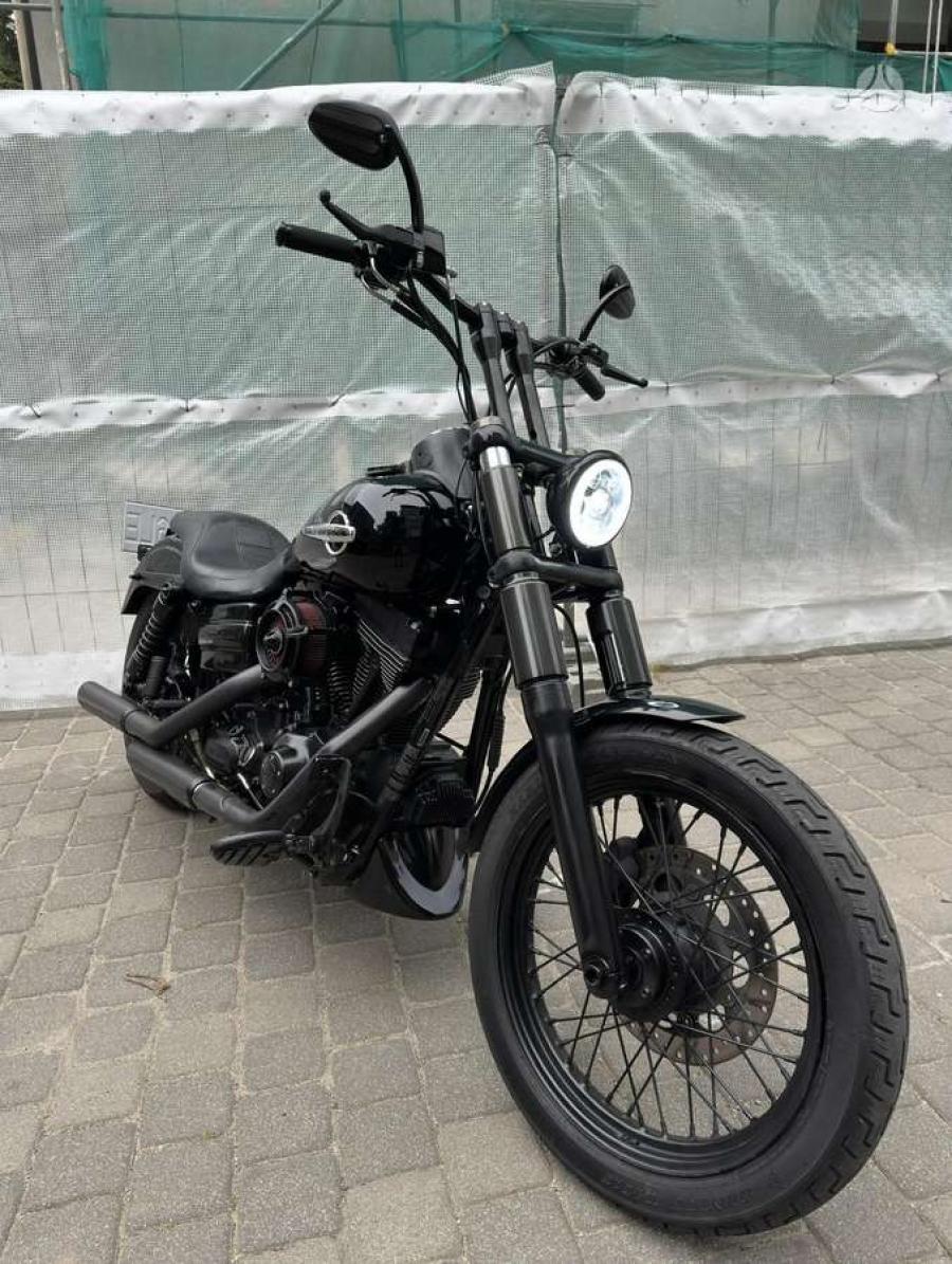 Харли-Девидсон Dyna Street Bob 2014 в Каунас, объемом двигателя 1.69 л и пробегом 30 тыс. км за 6500 €, фото 4 на AUTOMOTO.COM.LV