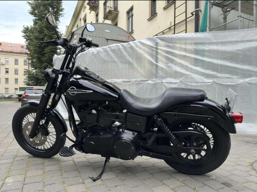 Харли-Девидсон Dyna Street Bob 2014 в Каунас, объемом двигателя 1.69 л и пробегом 30 тыс. км за 6500 €, фото 7 на AUTOMOTO.COM.LV