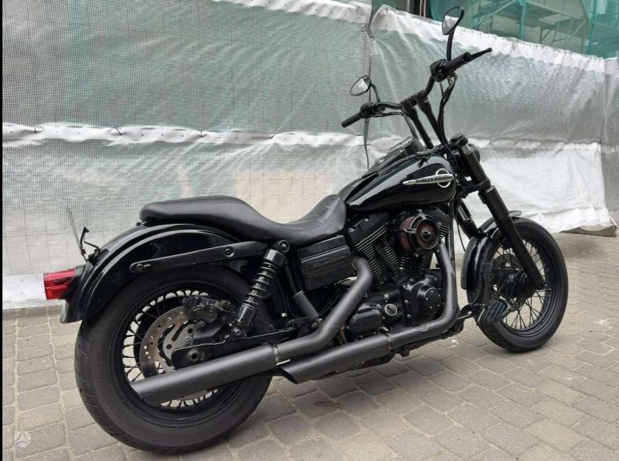 Harley-Davidson Dyna Street Bob 2014 Kauņa, ar dzinēja tilpumu 1.69 L un nobraukumu 30 tūkst. km par 6500 €, foto 10 vietnē AUTOMOTO.COM.LV