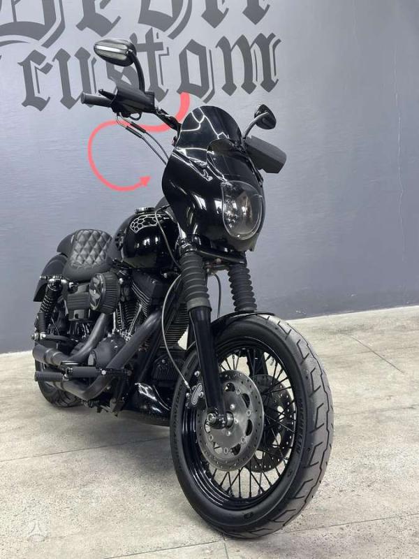Harley-Davidson Dyna Street Bob 2015 Kauņa, ar dzinēja tilpumu 1.70 L un nobraukumu 45 tūkst. km par 9200 €, foto 8 vietnē AUTOMOTO.COM.LV