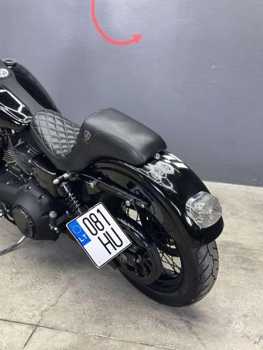 Harley-Davidson Dyna Street Bob 2015 Kauņa, ar dzinēja tilpumu 1.70 L un nobraukumu 45 tūkst. km par 9200 €, foto 10 vietnē AUTOMOTO.COM.LV