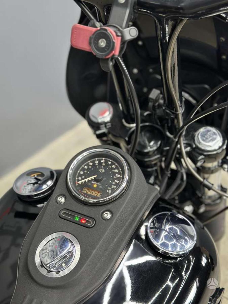 Harley-Davidson Dyna Street Bob 2015 Kauņa, ar dzinēja tilpumu 1.70 L un nobraukumu 45 tūkst. km par 9200 €, foto 12 vietnē AUTOMOTO.COM.LV
