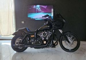 Harley-Davidson Dyna Street Bob 2016 in Kaunas, with an engine capacity of 1.70 L and mileage of 38 thousand km for 7500 €, photo 3 on AUTOMOTO.COM.LV