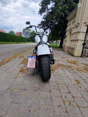 Harley-Davidson Dyna Street Bob 2016 in Vilnius, with an engine capacity of 1.69 L and mileage of 30 thousand km for 7499 €, photo 5 on AUTOMOTO.COM.LV