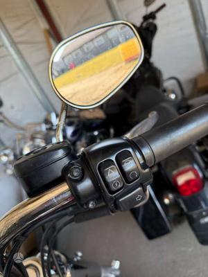 Sarkans Harley-Davidson Dyna Street Bob 2016 Kauņa, ar dzinēja tilpumu 0.00 L un nobraukumu 17 tūkst. km par 7500 €, foto 14 vietnē AUTOMOTO.COM.LV