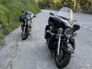 Black Harley-Davidson Electra Glide 1993 in Naujoji Akmene, with an engine capacity of 1.34 L and mileage of 66 thousand km for 6000 €, photo 4 on AUTOMOTO.COM.LV