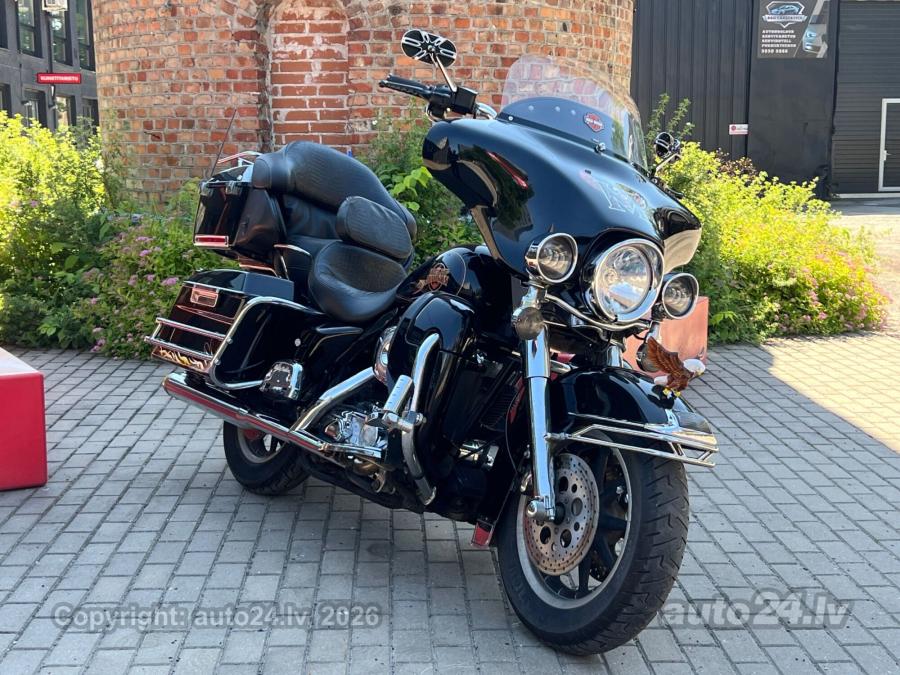 Melns Harley-Davidson Electra Glide 2000 Tallina, ar dzinēja tilpumu 1.45 L un nobraukumu 0 tūkst. km par 8000 €, foto 3 vietnē AUTOMOTO.COM.LV