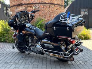Melns Harley-Davidson Electra Glide 2000 Tallina, ar dzinēja tilpumu 1.45 L un nobraukumu 0 tūkst. km par 8000 €, foto 6 vietnē AUTOMOTO.COM.LV
