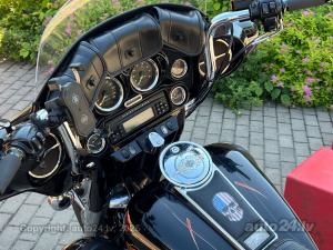 Melns Harley-Davidson Electra Glide 2000 Tallina, ar dzinēja tilpumu 1.45 L un nobraukumu 0 tūkst. km par 8000 €, foto 9 vietnē AUTOMOTO.COM.LV