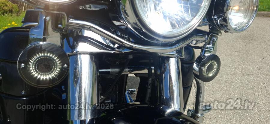 Black Harley-Davidson Electra Glide 2001 in Valga, with an engine capacity of 1.45 L and mileage of 41 thousand km for 8250 €, photo 9 on AUTOMOTO.COM.LV